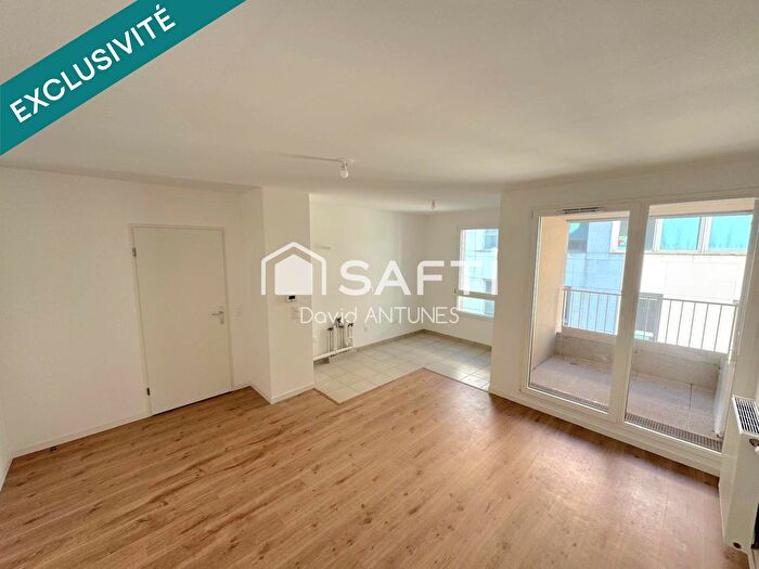 Appartement à vendre - Aubervilliers, Centre-ville, Victor Hugo - 2 pièces - 1 chambre
