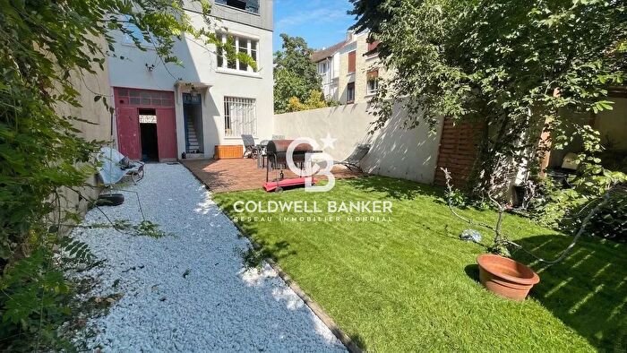 Appartement à vendre - Enghien-les-Bains - 5 pièces - 4 chambres