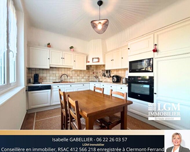Maison à vendre - Vic-le-Comte - 4 pièces - 3 chambres