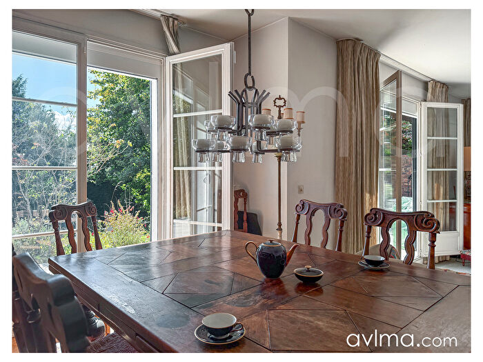 Maison à vendre - Chavenay - 9 pièces - 5 chambres