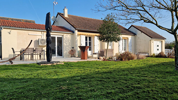 Maison à vendre - Tauxigny - 6 pièces - 4 chambres