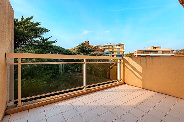 Appartement à vendre - Cannes, Prado, République - 2 pièces - 1 chambre