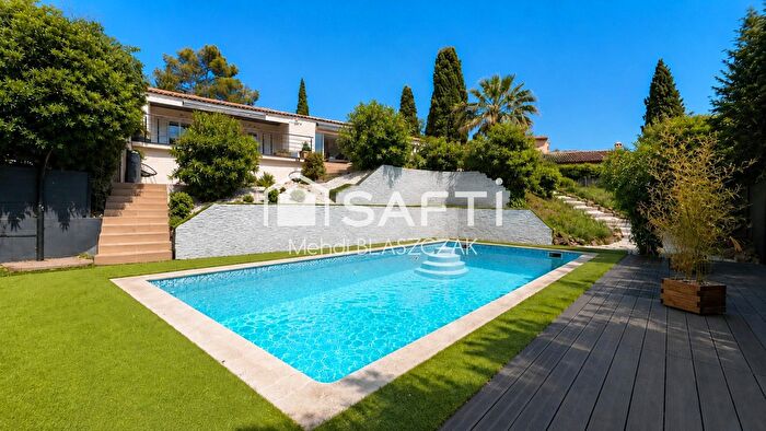 Maison 5 pièces à vendre à Mandelieu-la-Napoule, Minelle