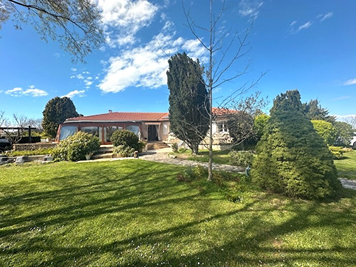 Maison à vendre - La Tour-du-Crieu - 6 pièces - 5 chambres