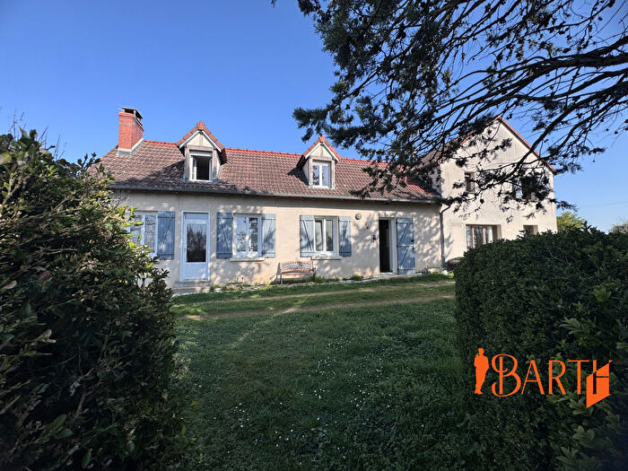 Maison à vendre - Dun-sur-Auron - 8 pièces - 5 chambres