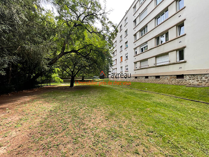 Appartement à vendre - Chevilly-Larue - 3 pièces - 2 chambres