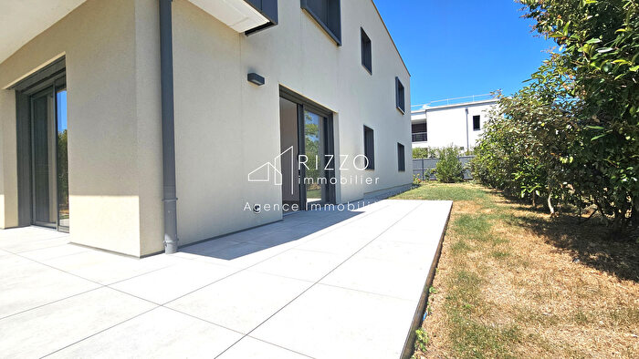 Appartement 4 pièces à Divonne-les-Bains, à vendre