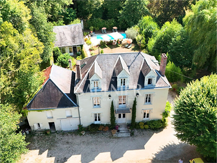 Maison 12 pièces à Angé, à vendre