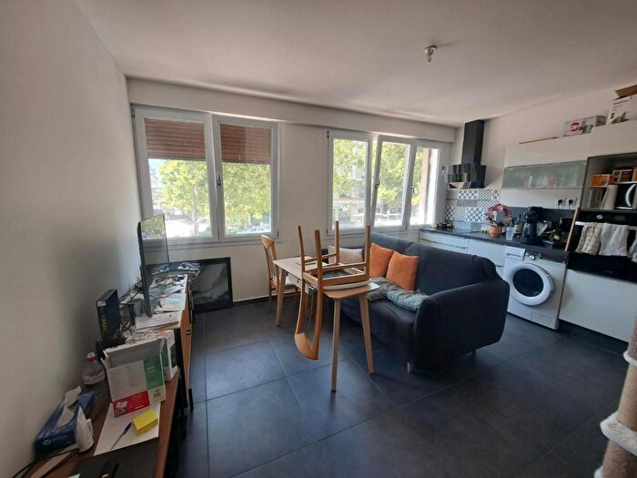 Appartement 3 pièces à louer à Grenoble, Championnet
