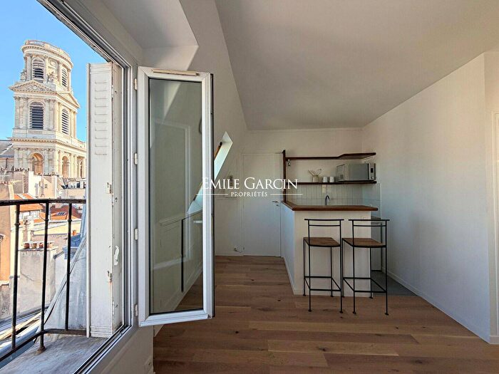 Odéon, Paris 6ème arrondissement - Appartement 2 pièces à louer