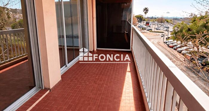 Appartement à vendre - Hyères, Gare, Godillot - 4 pièces - 3 chambres