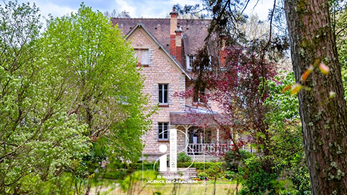 Fontainebleau, Plaine de la Chambre : Maison 11 pièces à vendre