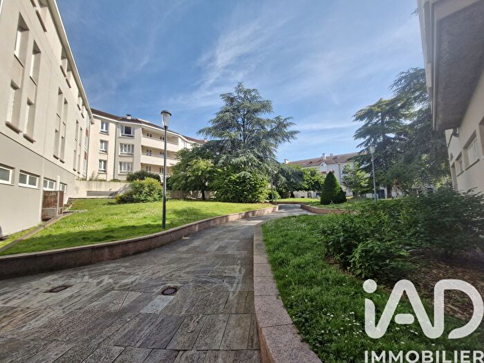 Appartement 5 pièces à vendre - Poissy, Centre-ville