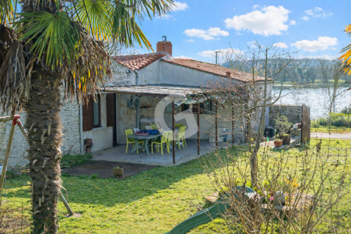 Lairoux : Maison 5 pièces à vendre