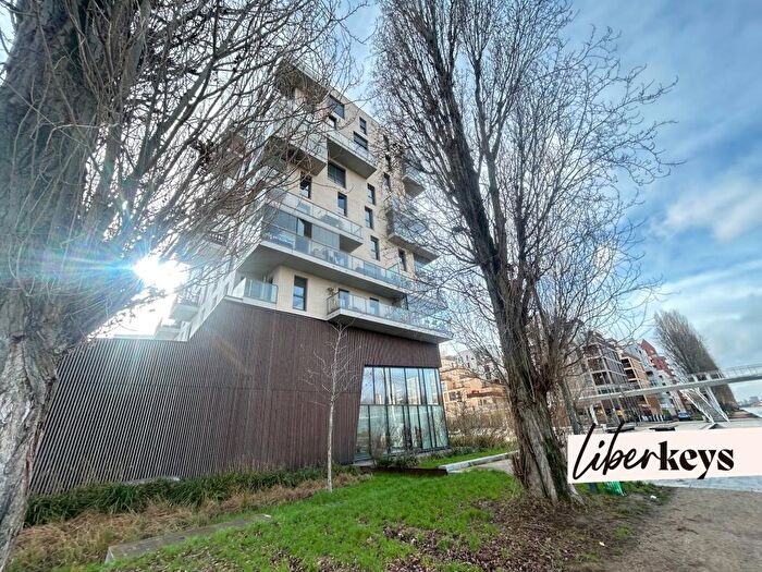 Appartement à vendre - Bobigny, La Folie - 3 pièces - 2 chambres