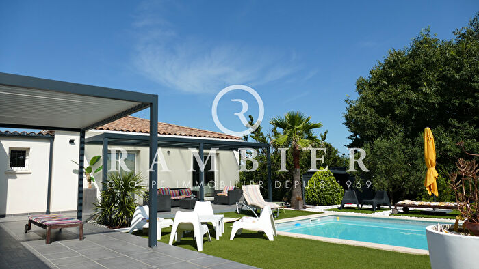 Maison à vendre - Saint-Jean-de-Cuculles - 6 pièces - 4 chambres