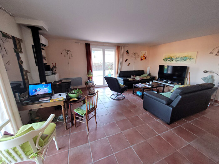 Maison à vendre - Fleury, Fleury - 5 pièces - 3 chambres