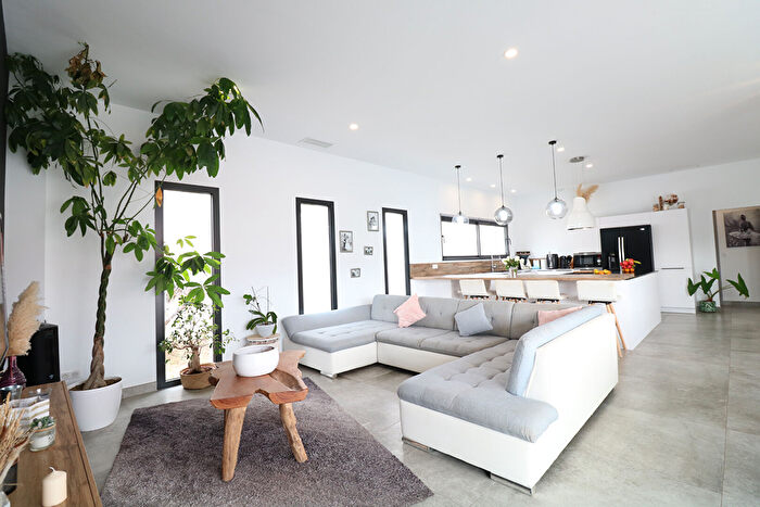 Maison à vendre - Latour-Bas-Elne - 5 pièces - 3 chambres