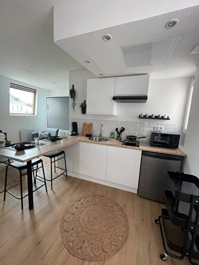 Appartement à louer - Saint-Quentin, Centre-ville - 1 pièce