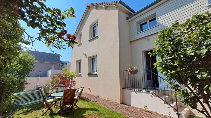 Maison à vendre - Vernon, Centre-ville - 6 pièces - 4 chambres