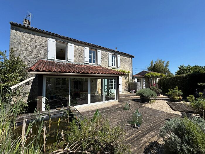 Maison à vendre - Mérignac - 7 pièces - 3 chambres