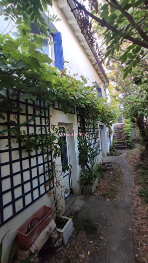 Maison à vendre - Castillon-la-Bataille - 9 pièces - 5 chambres