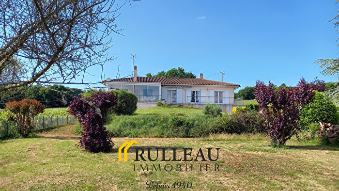 Plassac - Maison 7 pièces à vendre