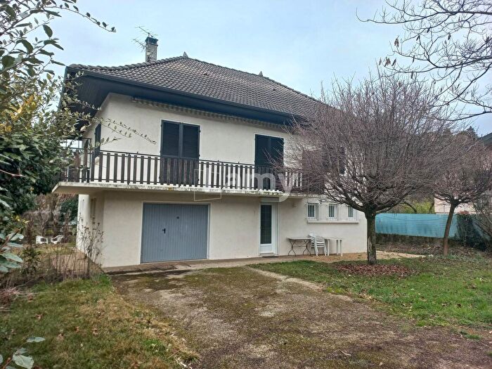 Maison à louer - Italie-Jacotot, Aix-les-Bains - 5 pièces