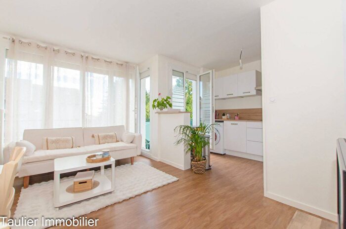 Les Ocoteaux, Saint-Marcellin : Appartement 2 pièces à louer