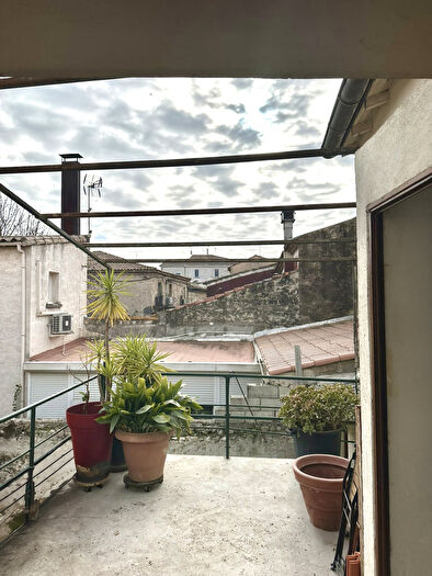 Maisons à vendre et appartements à louer - 1