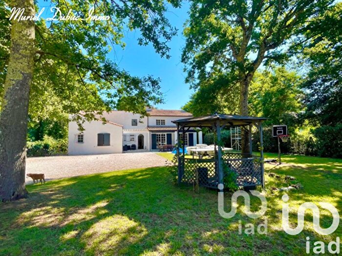 Maison à vendre - Les Mathes - 5 pièces - 3 chambres