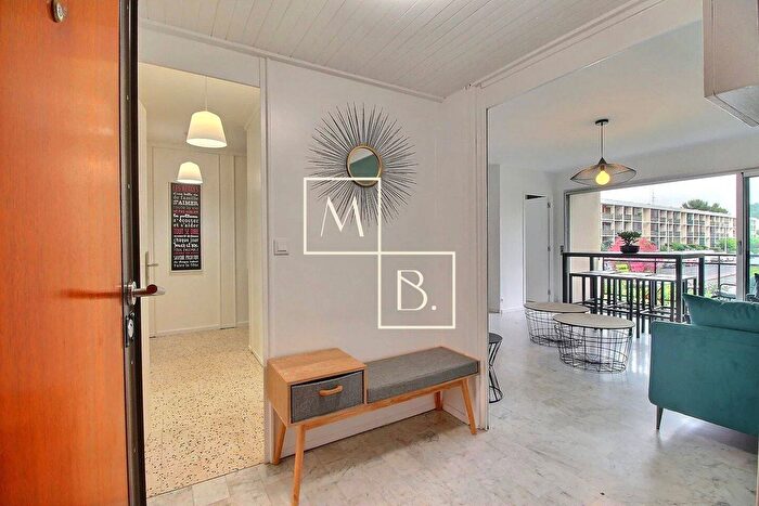 Appartement à louer - Les Cévennes, Clementville, Montpellier - 5 pièces - 4 chambres