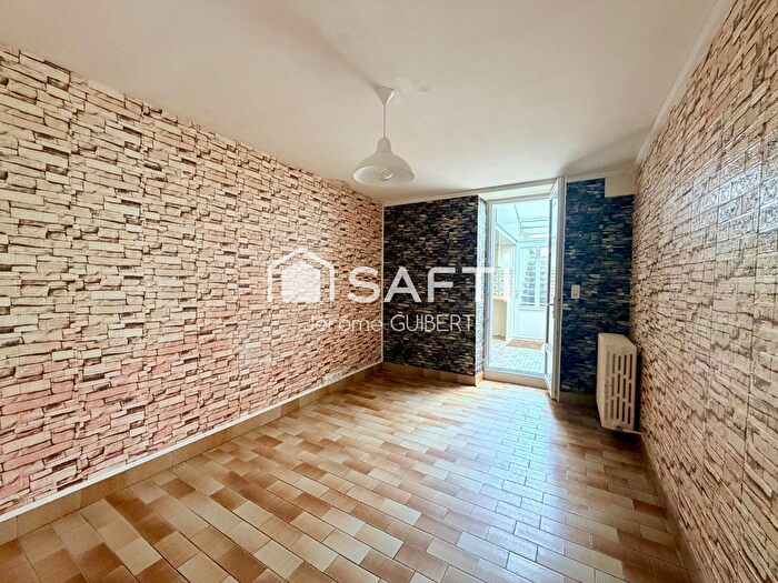 Maison 6 pièces à Bressuire, Vallette, à vendre