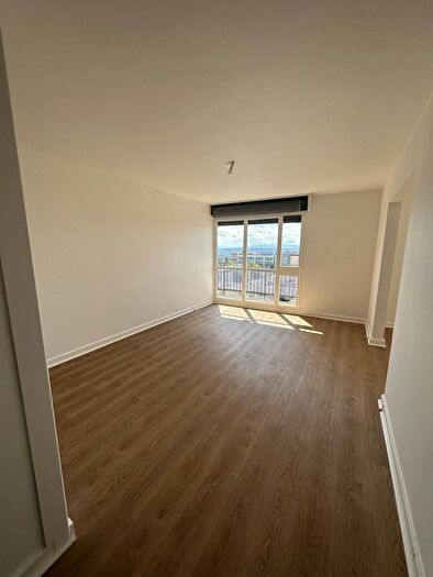 Appartement à louer - Leclerc, Rillieux-la-Pape - 3 pièces - 2 chambres