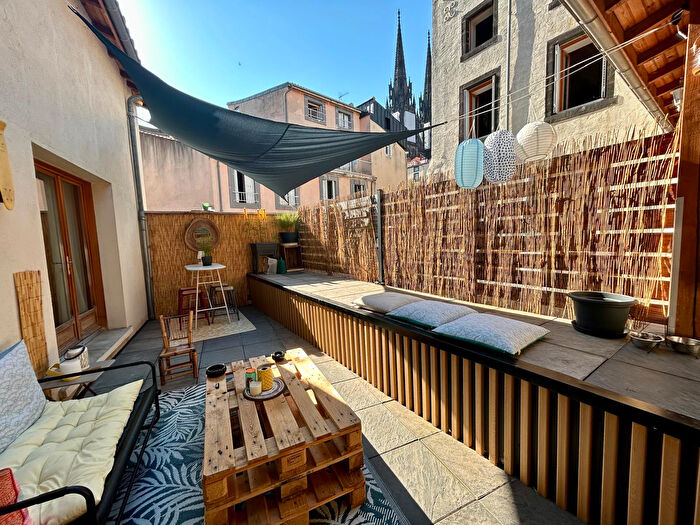 Clermont-Ferrand, Jaude, Fontgiève Saint-Alyre : Appartement 6 pièces à louer
