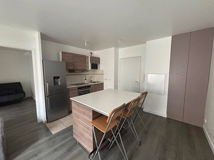 Épinay-sur-Seine : Appartement 2 pièces à louer