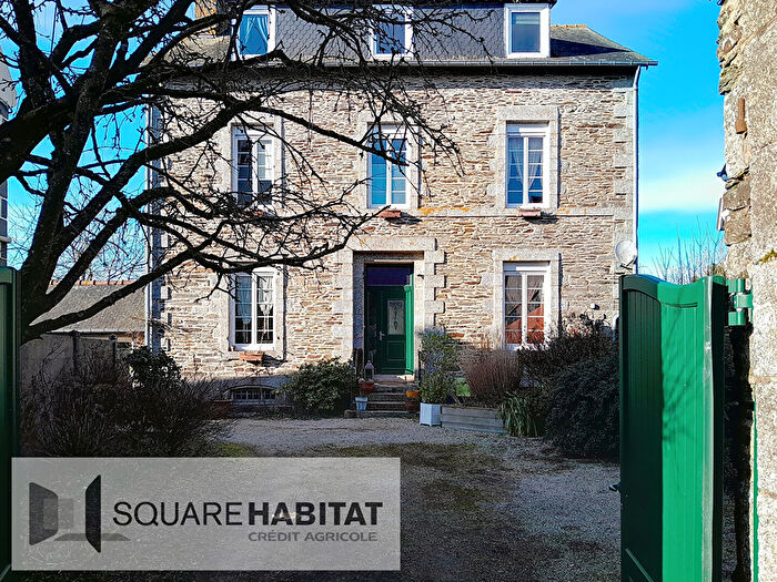 Maison à vendre - Corlay - 7 pièces - 5 chambres