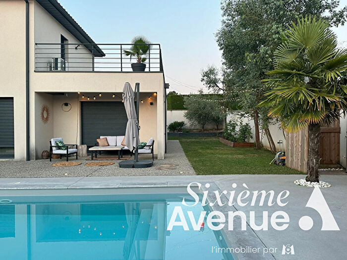 Maison à vendre - Colombier-Saugnieu - 6 pièces - 4 chambres