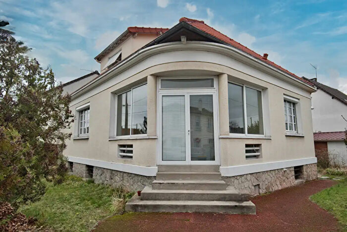 Villeparisis, La Poste, Centre culturel - Maison 6 pièces à vendre