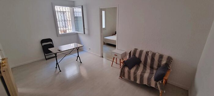 Appartement à louer - Nîmes, Gambetta - 2 pièces - 1 chambre