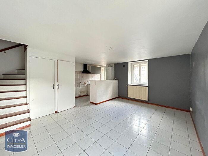 Maison 4 pièces à vendre à Sapogne-et-Feuchères