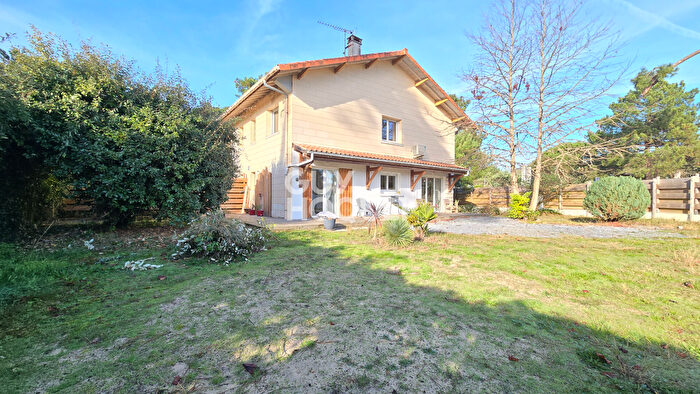 Maison à vendre - Mimizan - 4 pièces - 3 chambres