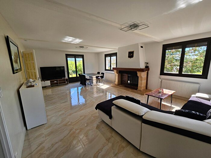 Abrest - Maison 6 pièces à vendre