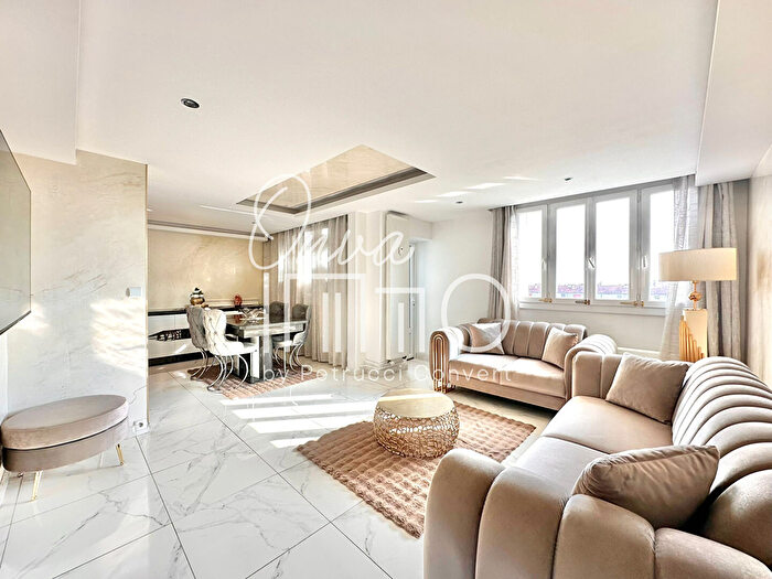 Appartement à vendre - Villeurbanne, Gratte Ciel - 4 pièces - 3 chambres