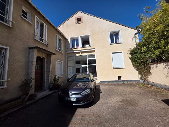 Appartement 1 pièce à vendre - Montargis, Centre-ville
