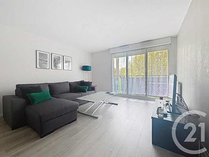 Appartement 2 pièces à Sainte-Geneviève-des-Bois, Les Aunettes, à vendre