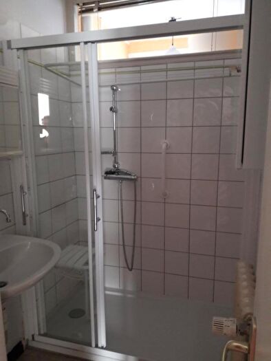 Bains-les-Bains : Appartement 3 pièces à louer