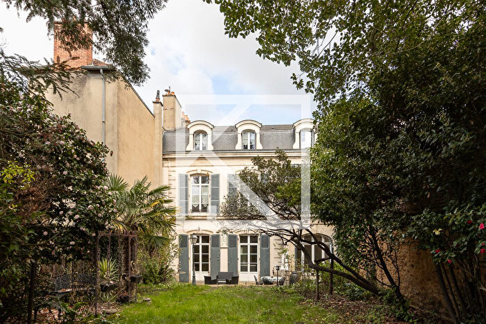 Le Mans : Maison 12 pièces à vendre