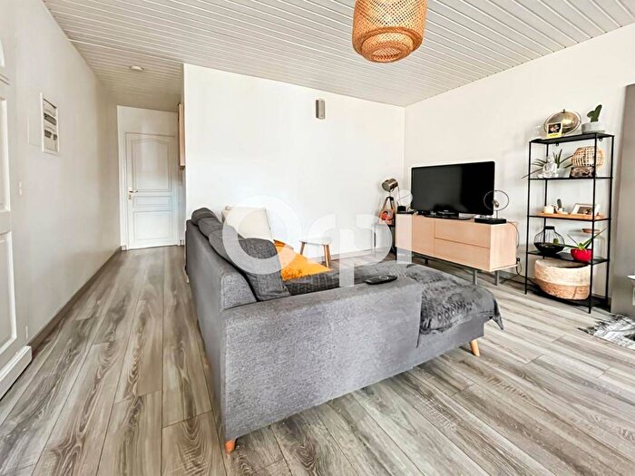 Centre Ville, Boulogne-sur-Mer : Appartement 2 pièces à louer