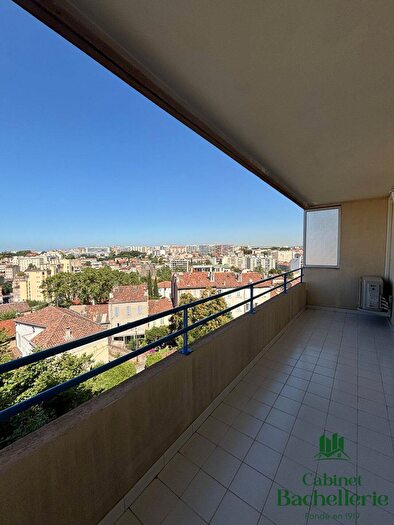 Cinq Avenues, Marseille 4ème arrondissement : Appartement 3 pièces à louer